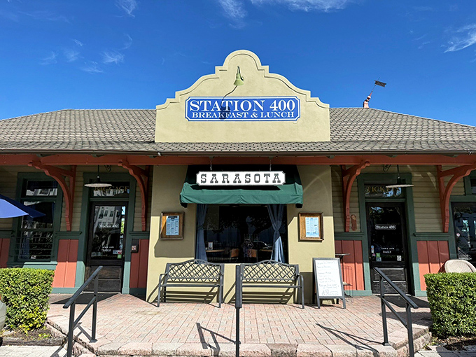 The welcoming fa&ccedil;ade of Station 400 stands ready to receive hungry travelers on their quest for breakfast perfection.