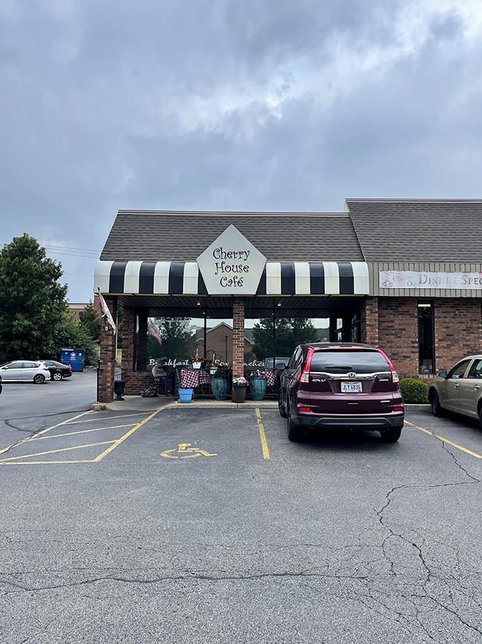 Don't let the unassuming strip mall location fool you – this parking lot regularly fills with devotees making the pilgrimage for comfort food perfection.