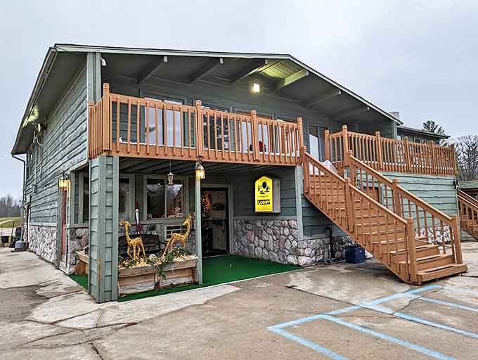 Thunder Bay Resort offers upscale accommodations for those seeking amenities, while maintaining the area's natural charm.