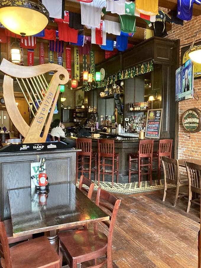 Step inside to discover exposed brick, international flags, and that cozy pub atmosphere that makes you want to stay all evening.