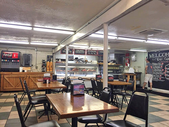 No-nonsense dining where every square foot is dedicated to what matters most &ndash; serving up food that makes you forget about d&eacute;cor entirely.