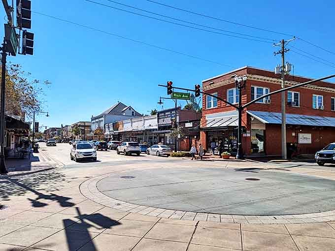 Downtown DeLand offers that rarest of Florida treasures &ndash; a walkable main street where you won't melt between air-conditioned sanctuaries.