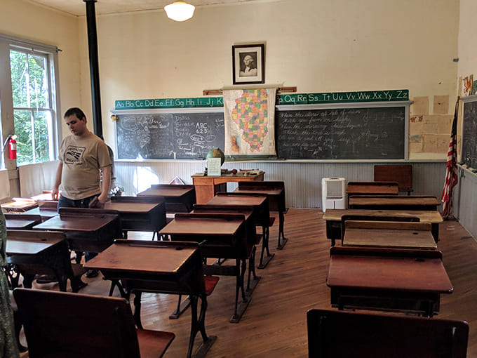 This classroom makes modern schools look like luxury resorts, complete with actual desks that didn't have built-in charging ports or fidget spinner storage.