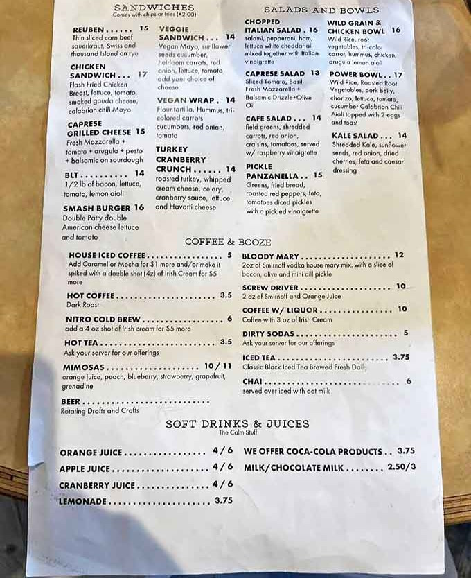 This menu reads like a love letter to breakfast and lunch, offering everything from power bowls to mimosas with fresh-squeezed juice.