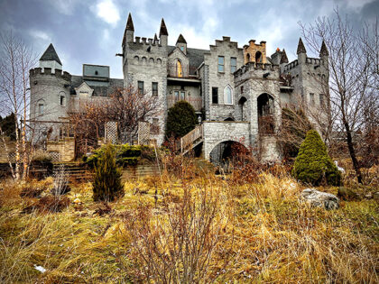 This Fairytale Road Trip Will Take You To 4 Magical Castles In Illinois