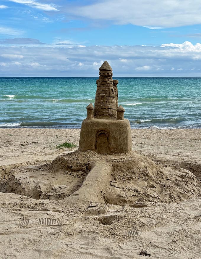 Someone channeled their inner architect with this impressive sandcastle &ndash; beach engineering that would make Frank Lloyd Wright proud!