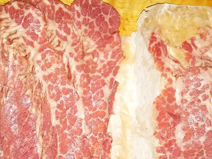 Marbled perfection waiting to be sliced. This pastrami has more character development than most Netflix series.