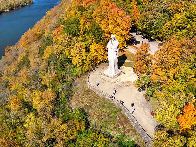 From above, you can appreciate how perfectly the statue is positioned to command views of the winding Rock River below.