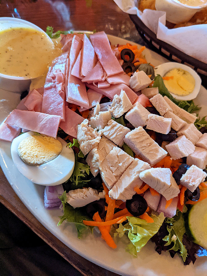 A chef's salad that's actually exciting? Tender chicken, quality ham, and fresh vegetables create a protein-packed meal that makes "eating healthy" feel like an indulgence.