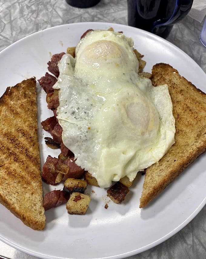 When your breakfast includes crispy bacon, perfectly cooked eggs, and golden hash browns, you know someone in that kitchen actually cares.