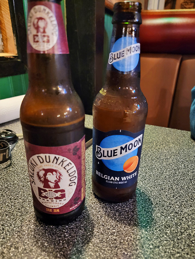 Where craft beer meets local charm. Nothing washes down cornmeal-crusted catfish quite like a cold Blue Moon or Schlafly.