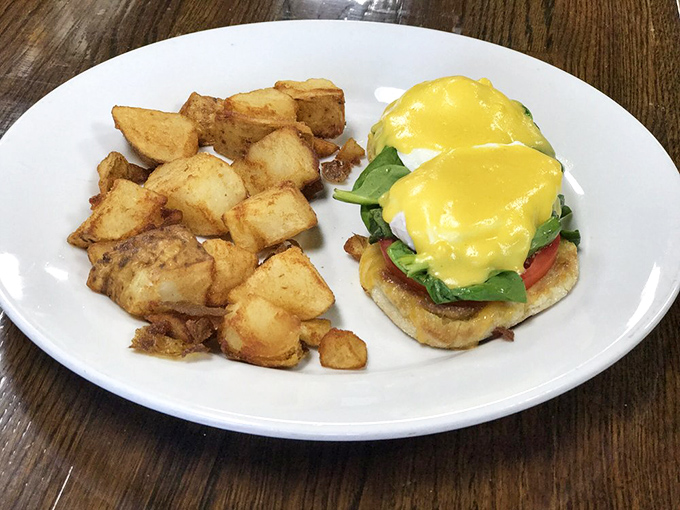 Eggs Benedict Florentine that makes spinach feel like it won the vegetable lottery&mdash;perfectly poached eggs and hollandaise for days.