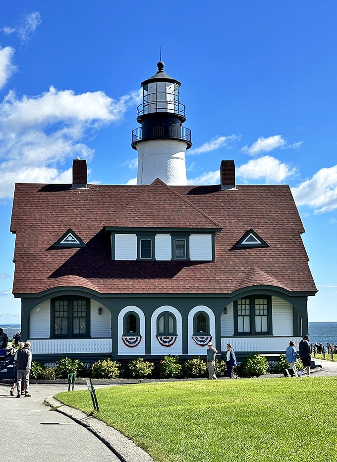 The keeper's quarters, now housing a fascinating maritime museum, offers visitors a glimpse into the lives of those who maintained this vital beacon.