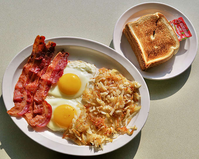 Breakfast that doesn't need a hashtag to be Instagram-worthy &ndash; just perfectly executed classics that start the day right.