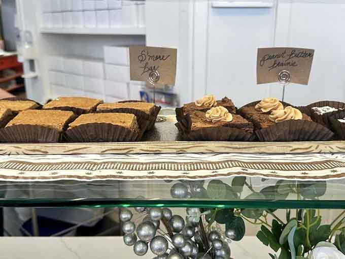 DIY cookie magic awaits in this gingerbread kit &ndash; turning anyone into a pastry architect, regardless of their usual baking disasters.