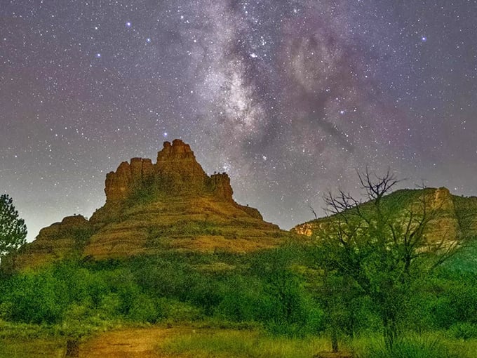 Night skies explode with celestial fireworks above Bell Rock, turning stargazing into an experience that makes even teenagers put down their phones.