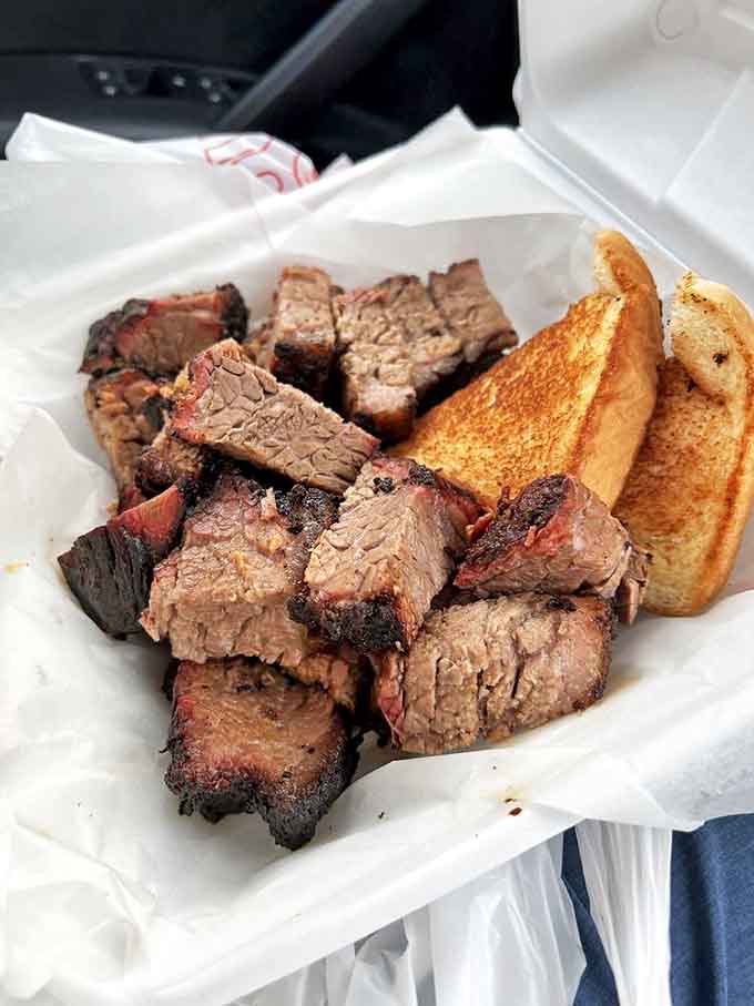 Burnt ends &ndash; the twice-smoked, caramelized brisket points that barbecue aficionados dream about, served alongside Texas toast for sopping.