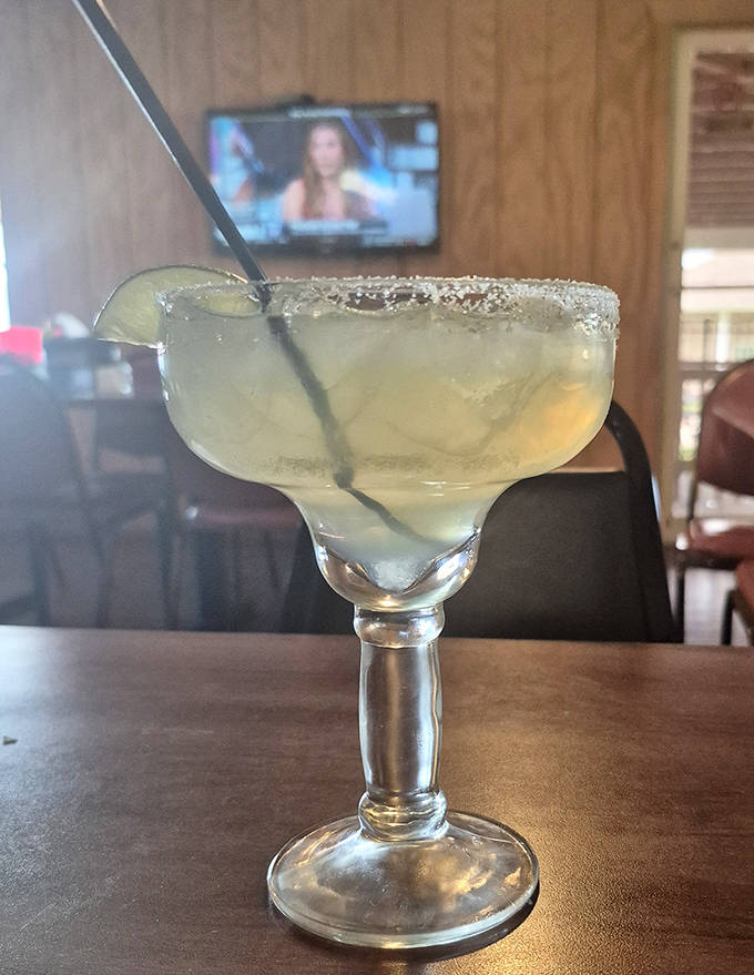 A refreshing cocktail that says "vacation mode activated" &ndash; the perfect prelude to a parade of seafood delights.