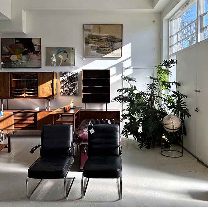 Sleek lines and timeless design that make you wonder why we ever thought bigger and bulkier was better.