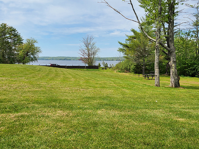 Open spaces that invite deep breaths and deeper conversations &ndash; where Maine's landscape becomes your living room.