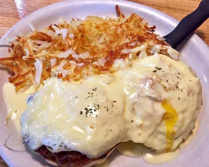 Eggs Commodore with crispy hash browns exemplifies the cafe's talent for elevating classic breakfast combinations into something special.