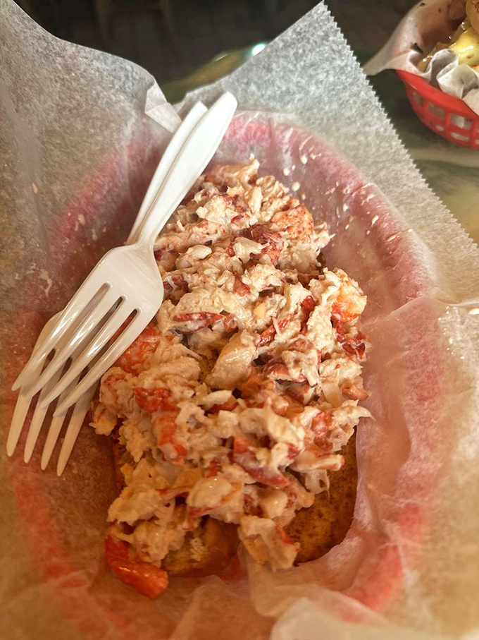 Lobster roll: Maine meets the tropics in this buttery, toasty masterpiece packed with sweet lobster meat – worth every penny of market price.