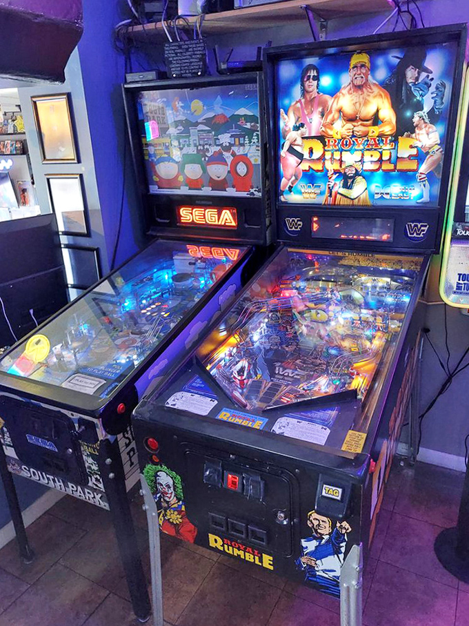 This dynamic pinball duo offers two completely different playing experiences – South Park's irreverent humor and WWE's body-slamming action.