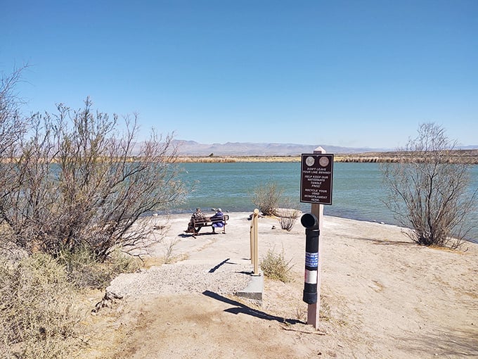 The calm waters of Roper Lake invite exploration, promising adventures by day and serving as nature's mirror for spectacular sunsets by evening.