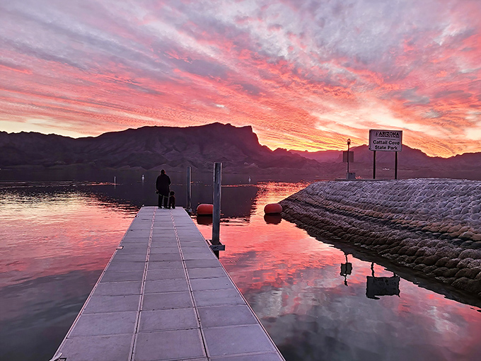 Sunsets at Cattail Cove put on a show that would make Broadway jealous &ndash; nature's nightly spectacle.