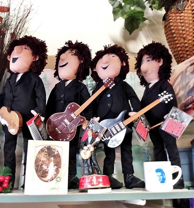 The Beatles come to life as adorable yarn-haired dolls, their fabric faces and tiny instruments capturing the Fab Four's charm in huggable form.