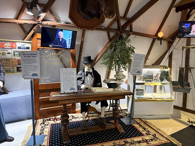 The interior reveals vintage blueberry harvesting equipment and memorabilia, turning dessert shopping into a history lesson you'll actually enjoy.