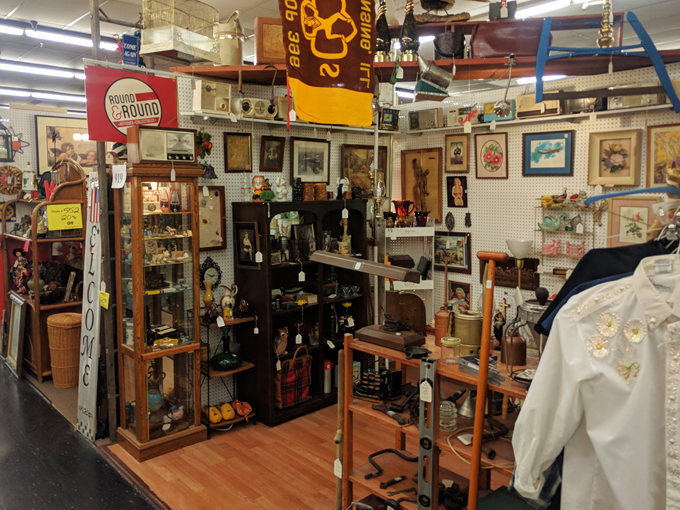 antique trove scottsdale, az 4