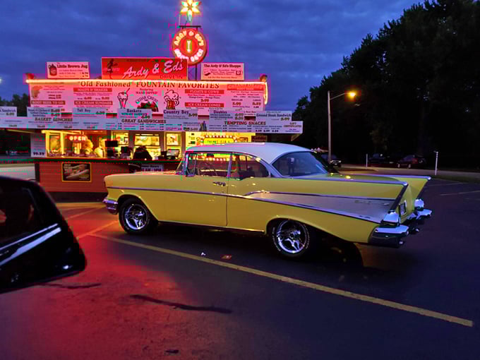 ardy & ed's drive in 2