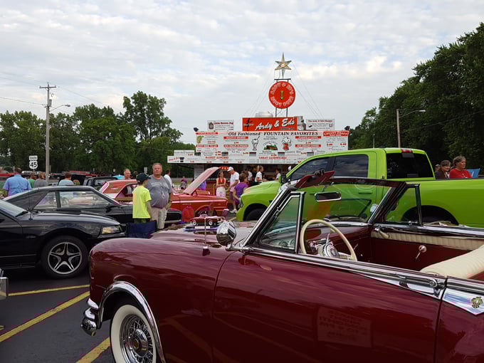 ardy & ed's drive in 6