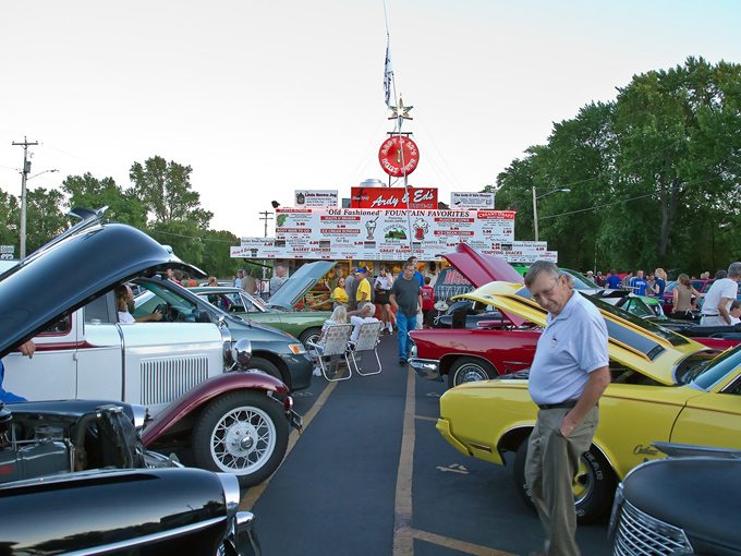 ardy & ed's drive in 8