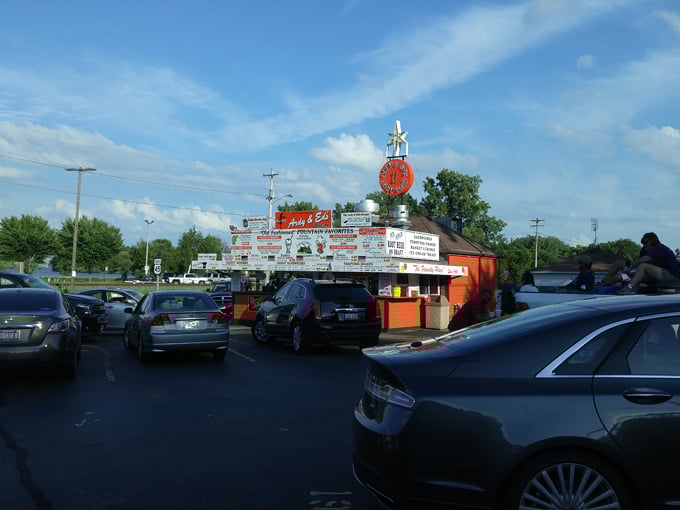 ardy & ed's drive in 9