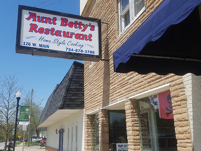 aunt betty's restaurant 1