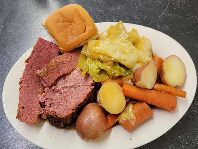 aunt betty's restaurant 5