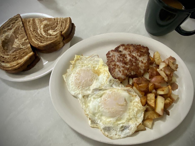 aunt betty's restaurant 6