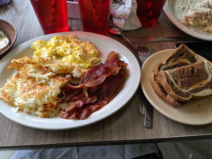 aunt betty's restaurant 7