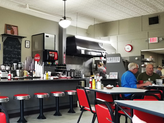 aunt betty's restaurant 9