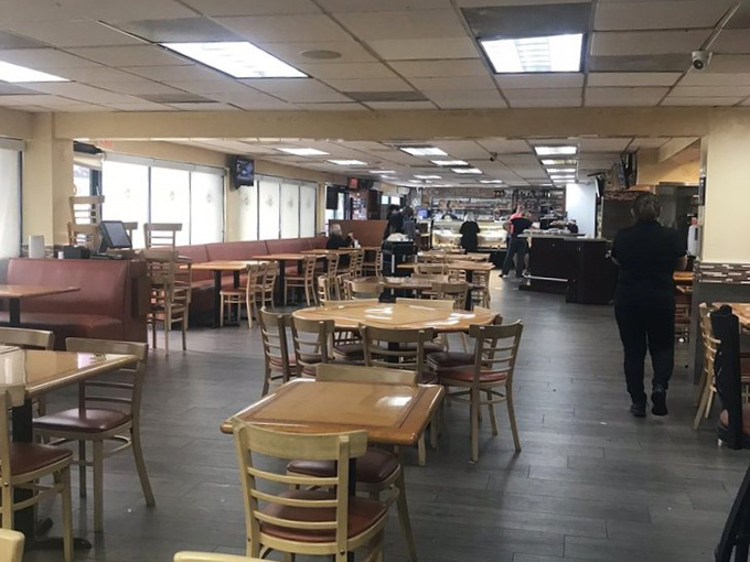 bagel cove restaurant & deli 2