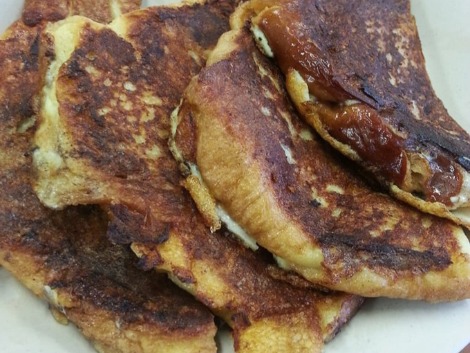 bagel cove restaurant & deli 2