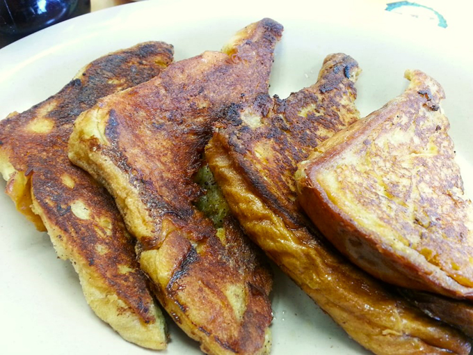 bagel cove restaurant & deli 5