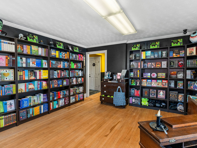 black cat books & oddities 3