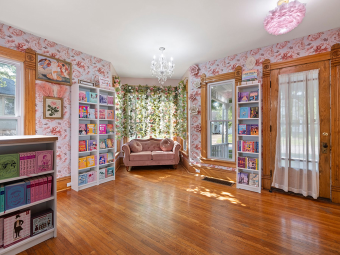 black cat books & oddities 7