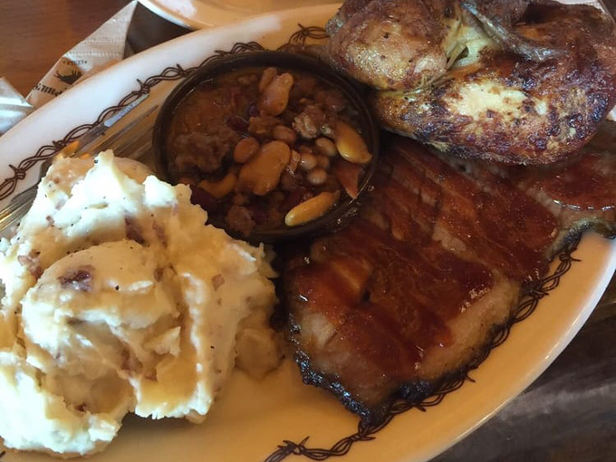 buffalo phil's pizza & grille 7