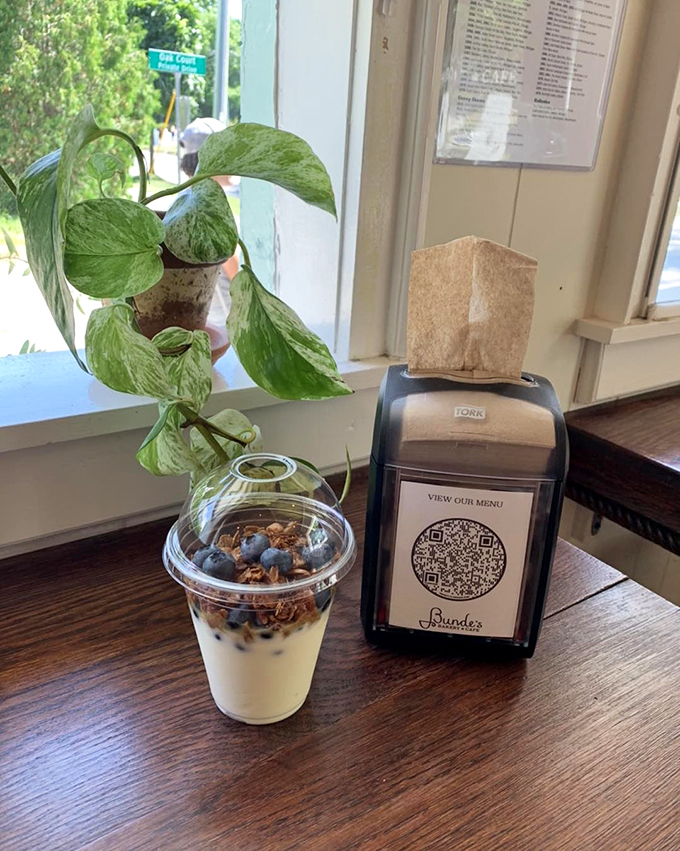 bunde's bakery cafe 7