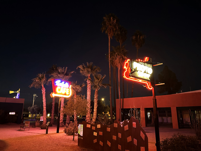 casa grande neon sign park 2