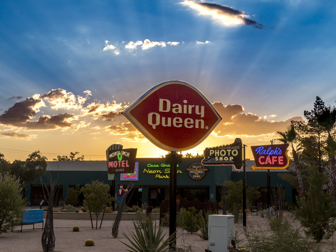 casa grande neon sign park 6